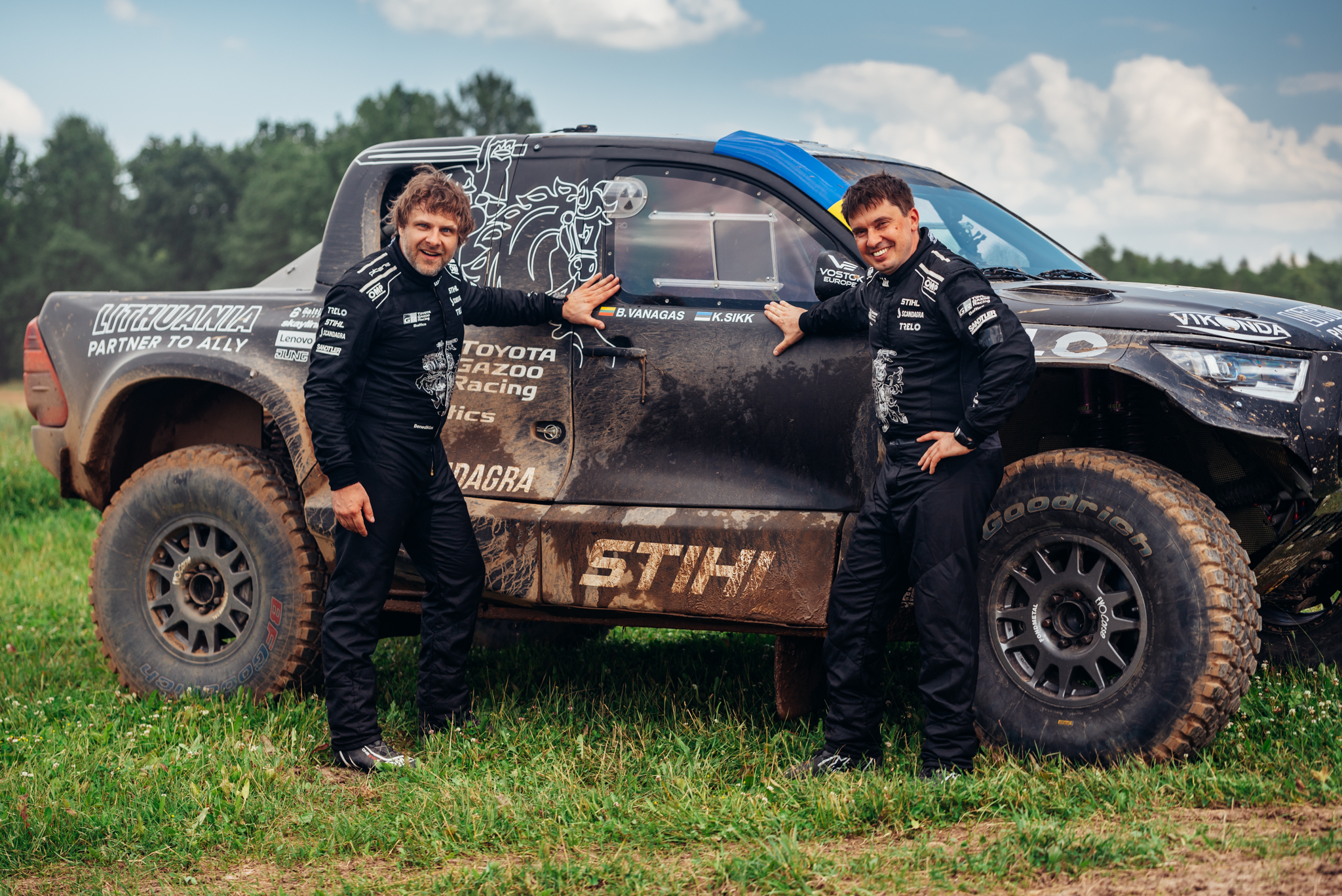 Kuldar Sikk asub koos Benediktas Vanagasega valmistuma Dakari ralliks ...